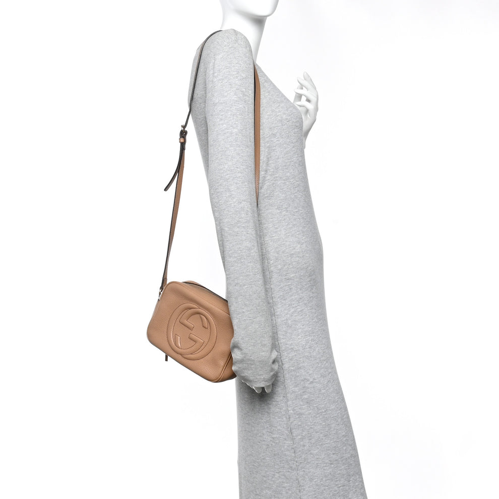 Gucci Pebbled Calfskin Small Soho Disco Bag Rose Beige 1865760 ...