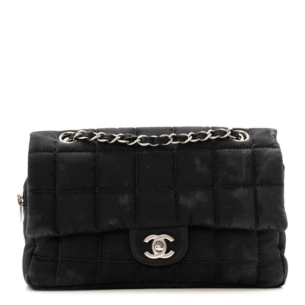 Chanel Nylon Square Quilted Flap Black 1797493 – FASHIONPHILE