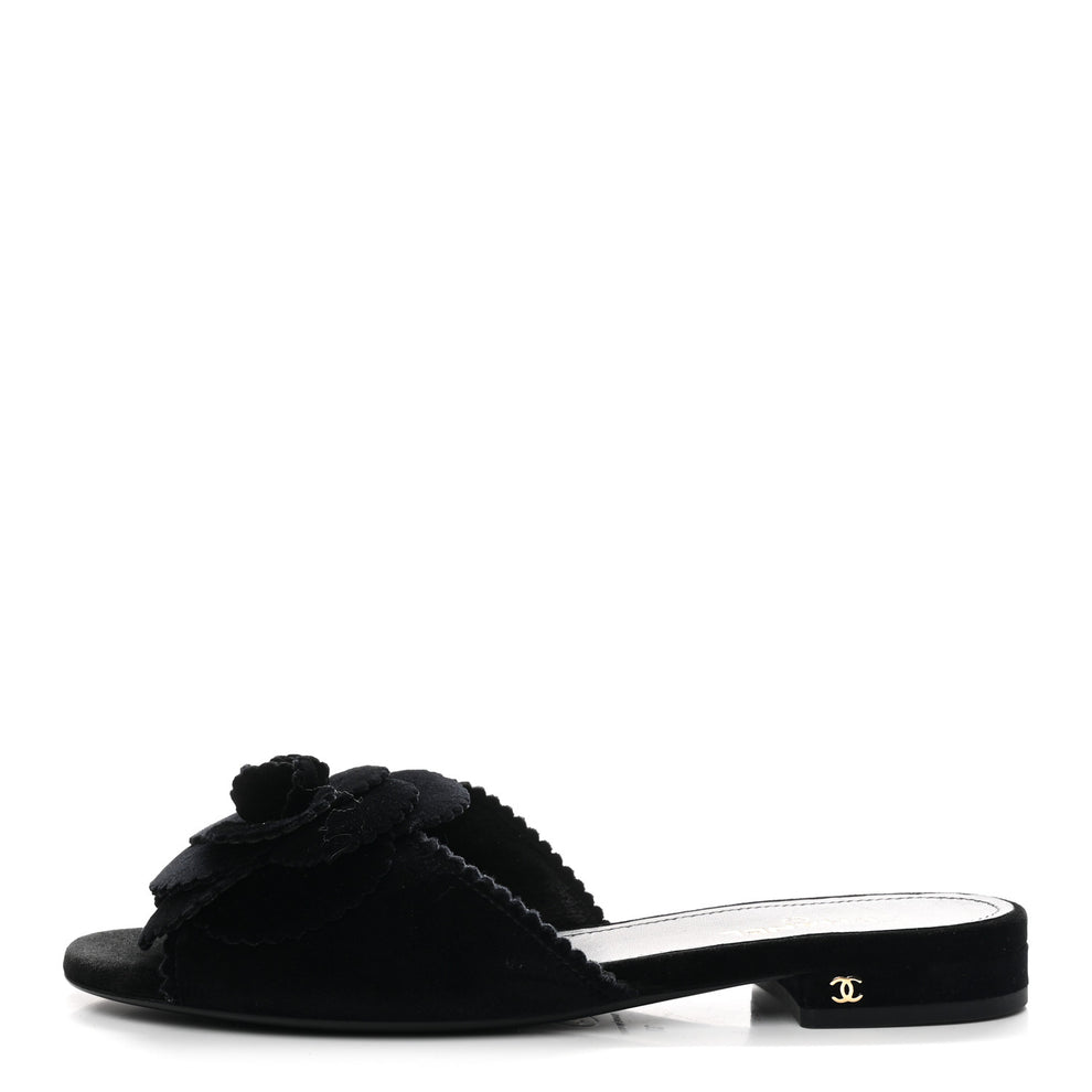 Chanel Velvet Pearl Camellia Slide Sandals 37 Black 1812462 – FASHIONPHILE