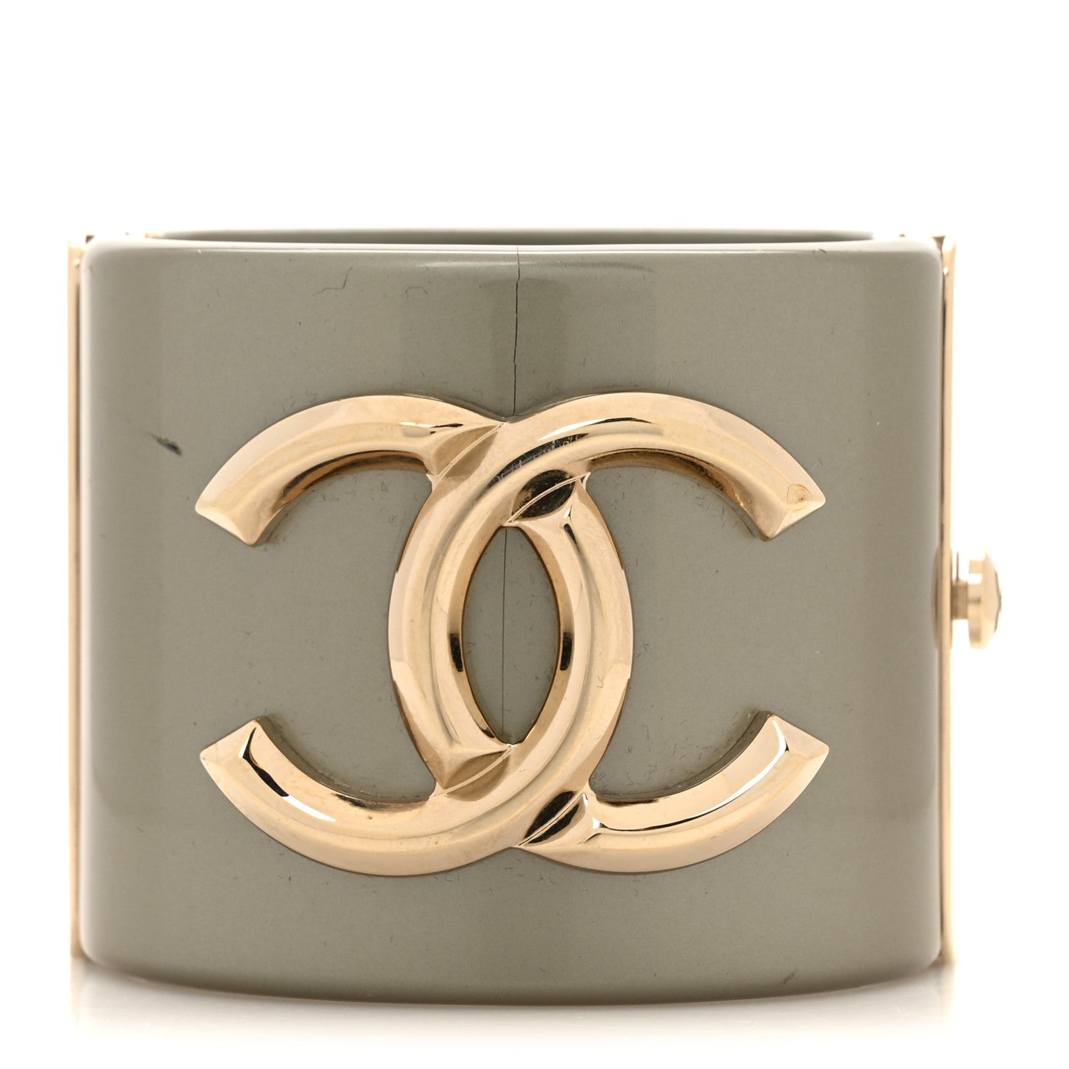 Chanel Resin CC Cuff Golden Pearly Beige 1744437 – FASHIONPHILE