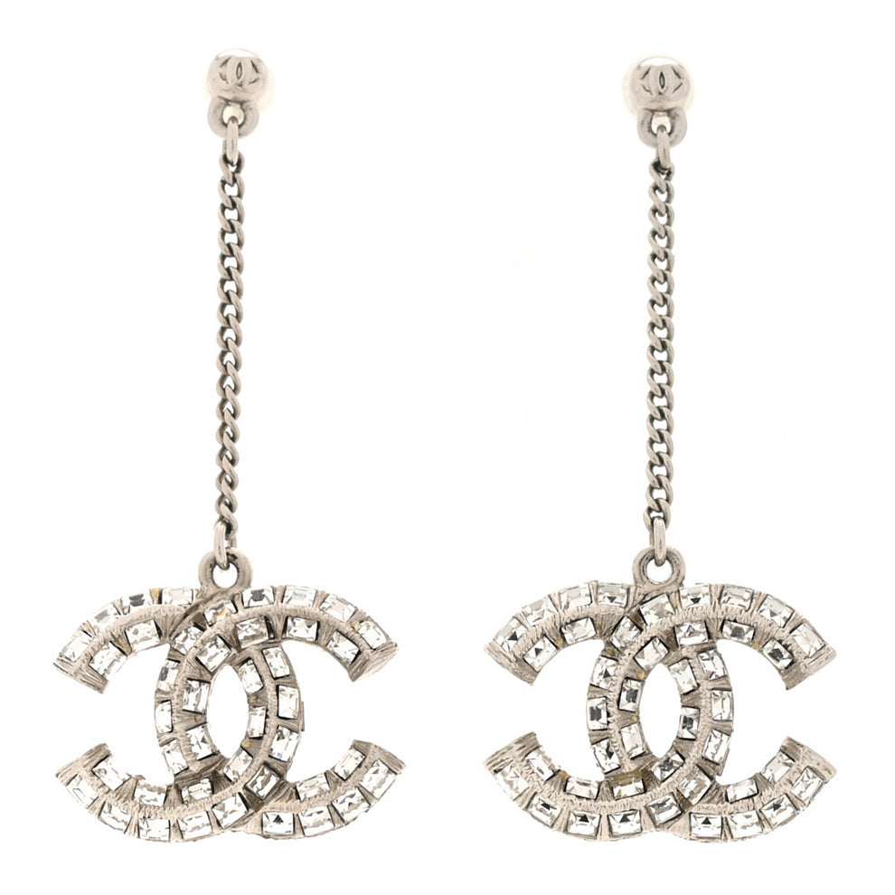 Chanel Baguette Crystal CC Drop Earrings Silver 1837800 – FASHIONPHILE