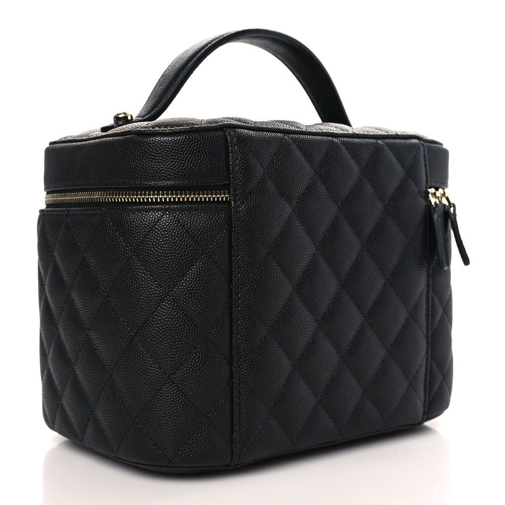 Chanel Caviar Quilted Large Vanity Pouch Black 1291779 – FASHIONPHILE