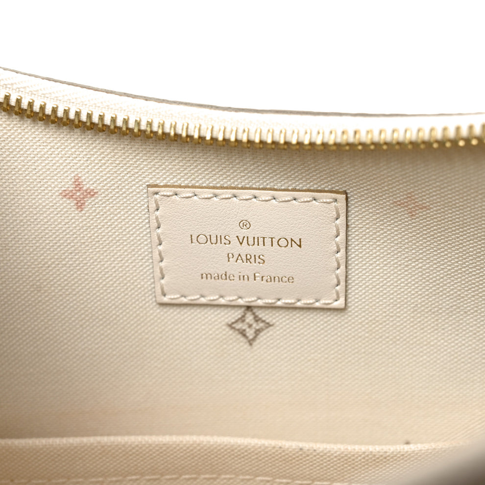 Louis Vuitton Empreinte Monogram Giant By The Pool Marshmallow Hobo ...