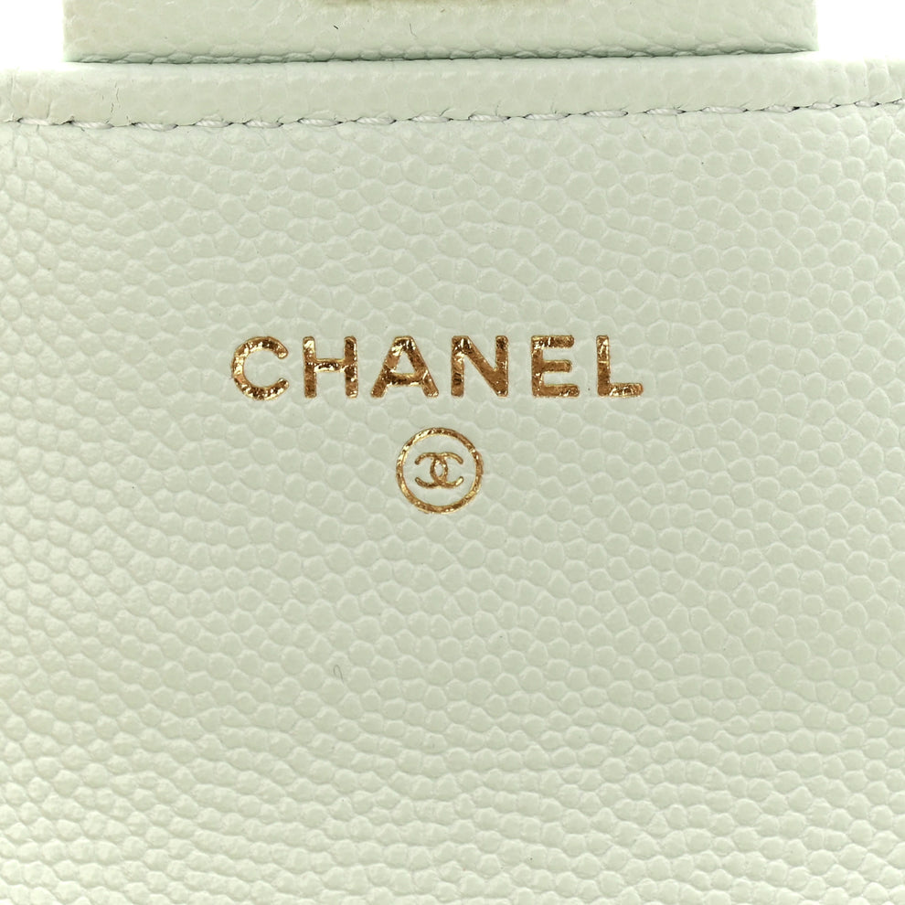 Chanel Caviar Quilted Retro Twist Top Handle Clutch Light Green 1780492 ...