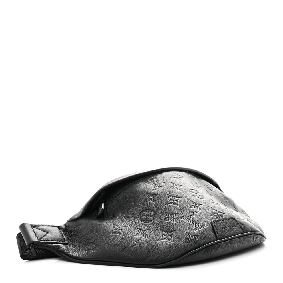 Louis Vuitton Calfskin Monogram Shadow Discovery Bumbag Black 1844707 ...