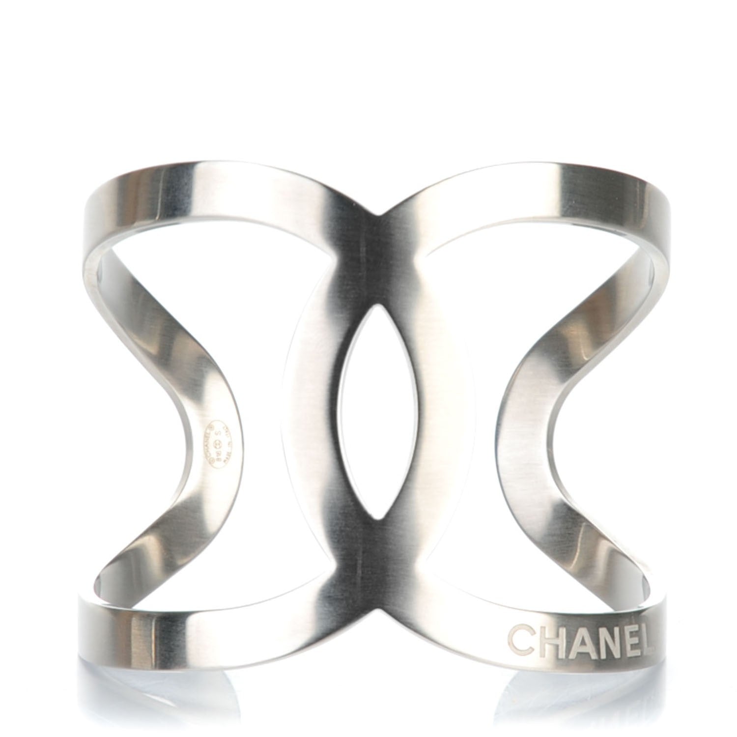 Chanel Metal CC Cuff Silver 154243 – FASHIONPHILE