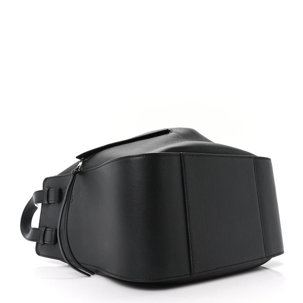 Loewe Calfskin Small Hammock Shoulder Bag Black 1793642 – FASHIONPHILE