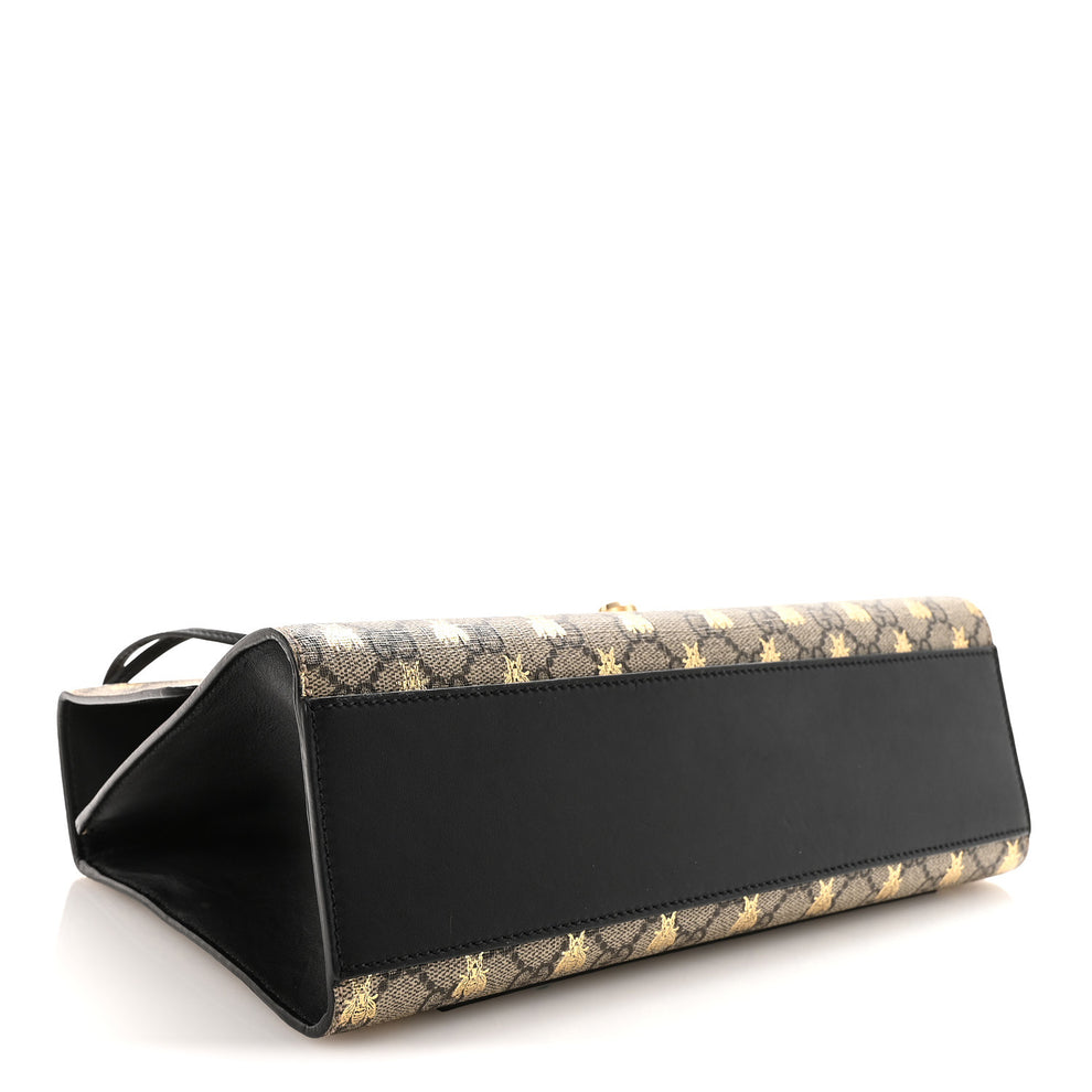 Gucci GG Supreme Monogram Bees Medium Padlock Shoulder Bag Beige Oro ...