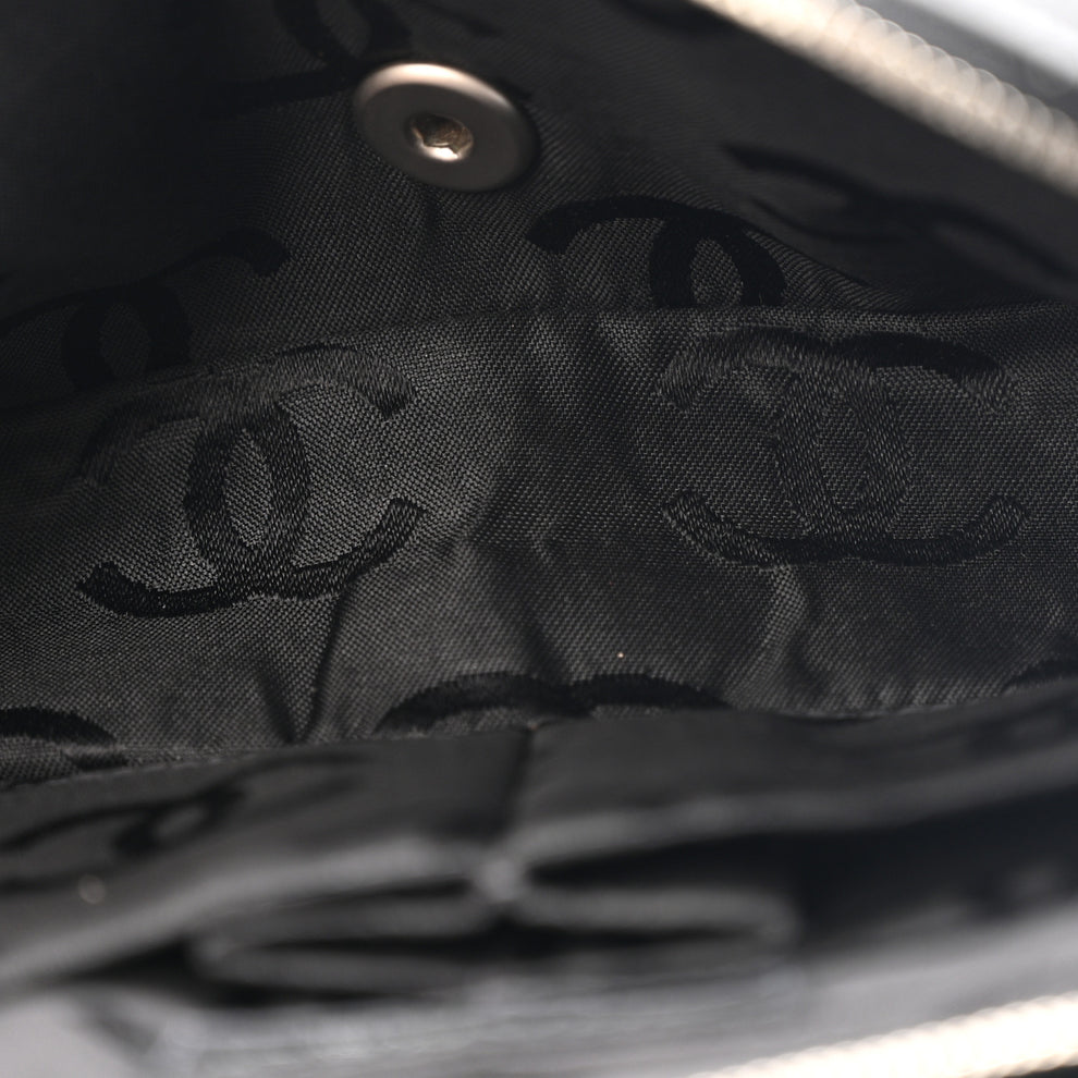 Chanel Nylon Square Quilted Flap Black 1797493 – FASHIONPHILE