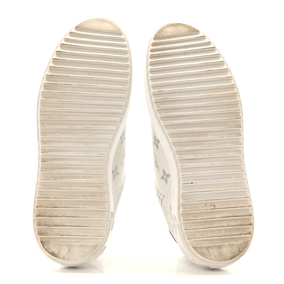 Louis Vuitton Calfskin Monogram Debossed Time Out Sneakers 38 White ...