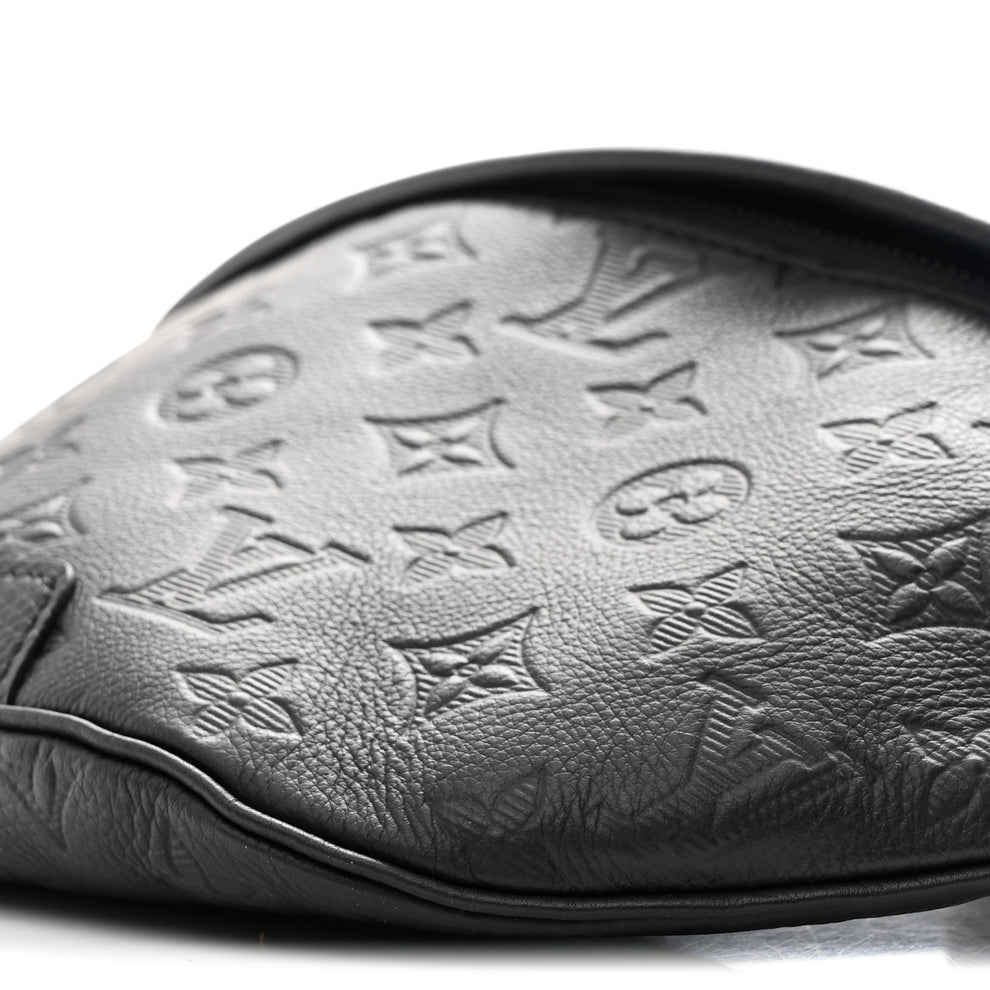 Louis Vuitton Calfskin Monogram Shadow Discovery Bumbag Black 1844707 ...