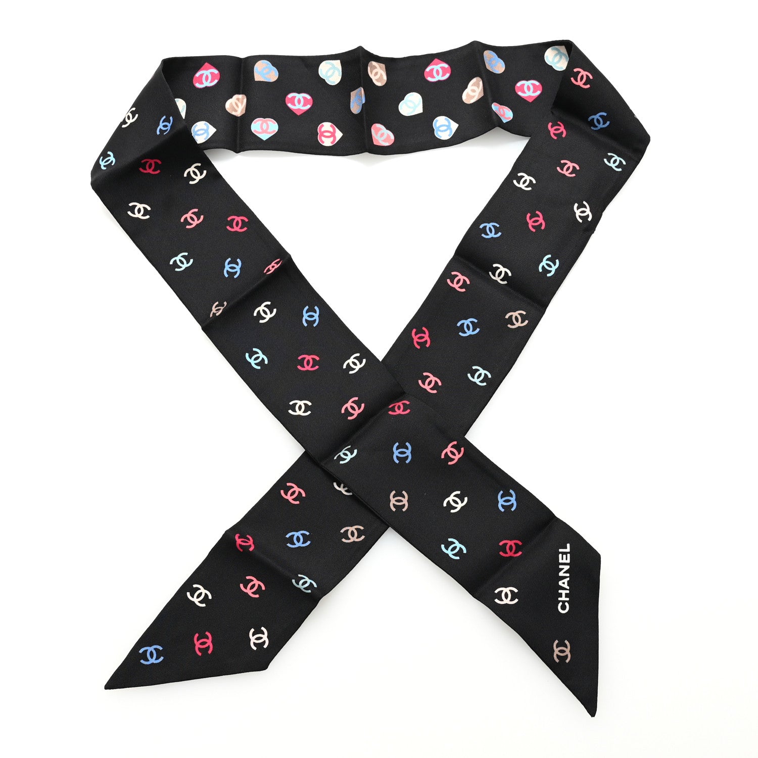 Chanel Silk Heart CC Slim Bandeau Scarf Black 1744122 – FASHIONPHILE