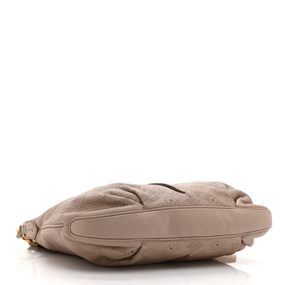 Louis Vuitton Mahina Selene PM Sandy 1772151 – FASHIONPHILE