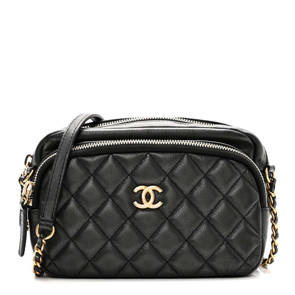 Chanel Calfskin Quilted Day Trips Camera Case Black 1783425 – FASHIONPHILE