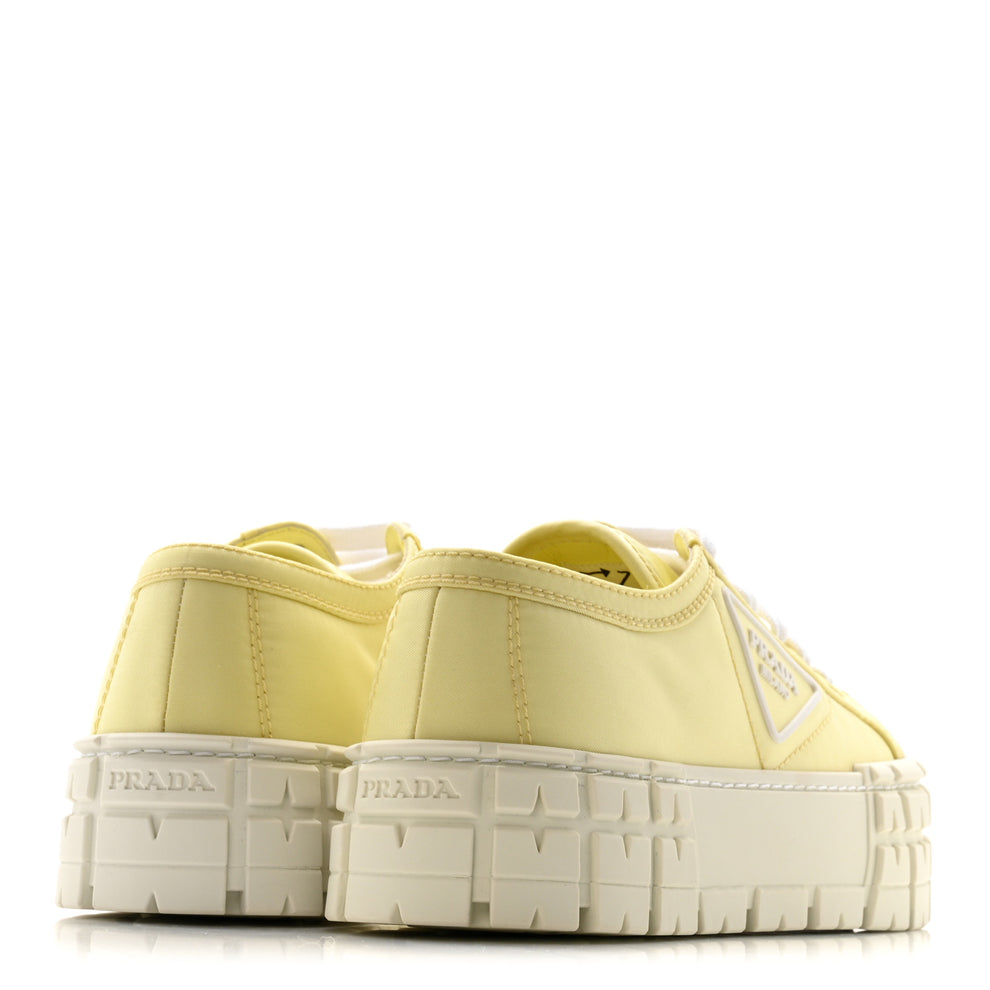 Prada Re-Nylon Gabardine Triangle Logo Double Wheel 50mm Sneakers 38 ...