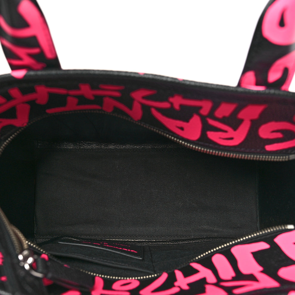 Marc Jacobs X STEPHEN SPROUSE Grained Calfskin Medium The Tote Bag Pink 1783418 – FASHIONPHILE