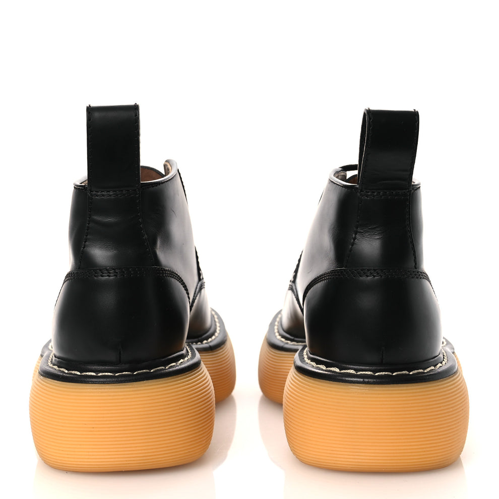 Bottega Veneta Calfskin Bounce Lace Up Ankle Boots All 38 Black Natural ...
