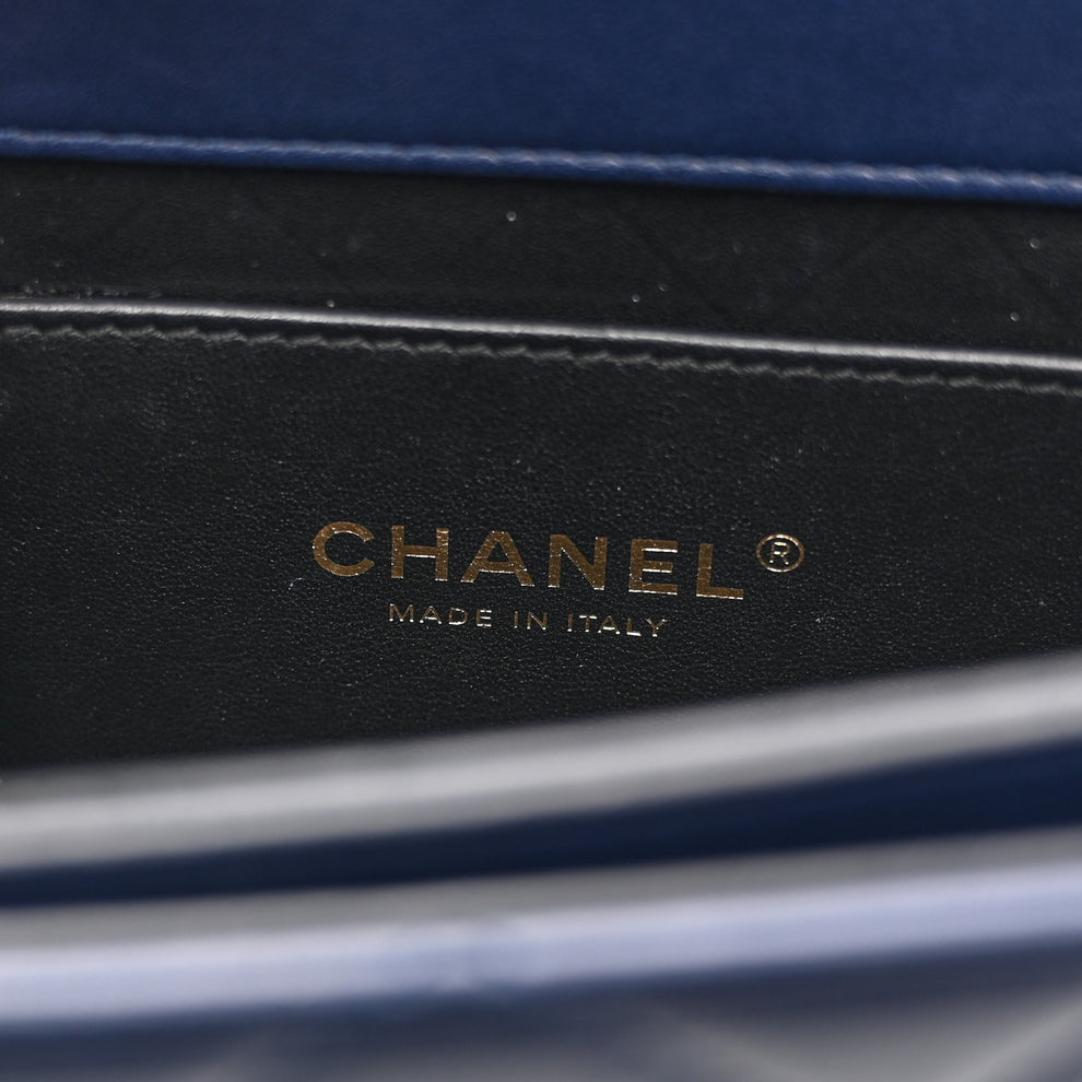 Chanel Calfskin Quilted Moon Messenger Navy 1788259 – FASHIONPHILE