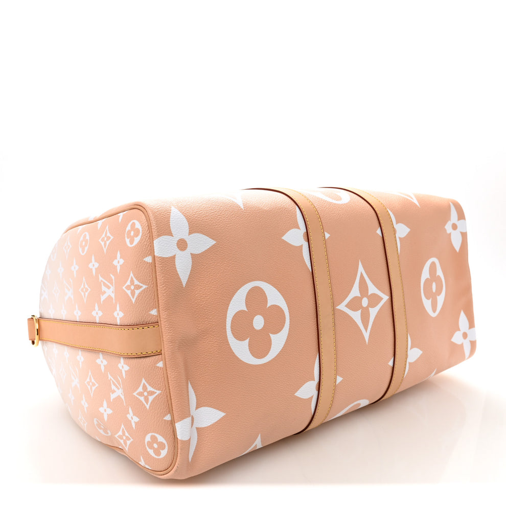 Louis Vuitton Monogram Giant By The Pool Keepall Bandouliere 45 Brume ...