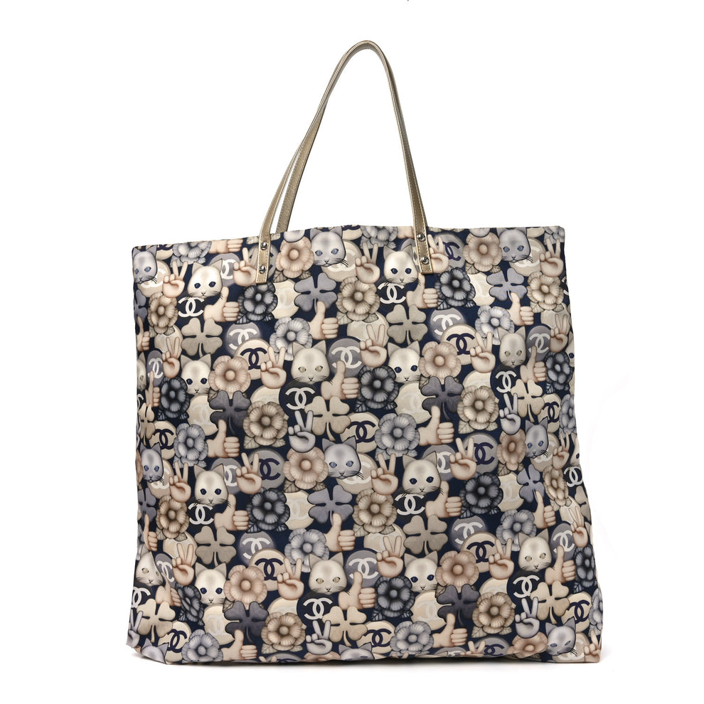 Chanel Nylon Cat Emoticon Tote Navy Silver 1795068 – FASHIONPHILE