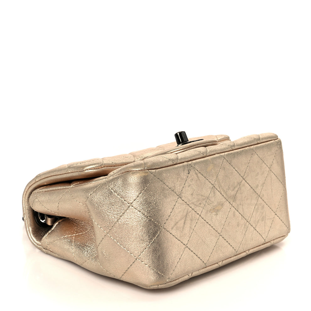 Chanel Metallic Lambskin Quilted Mini Square Flap Gold Black 1793918 ...