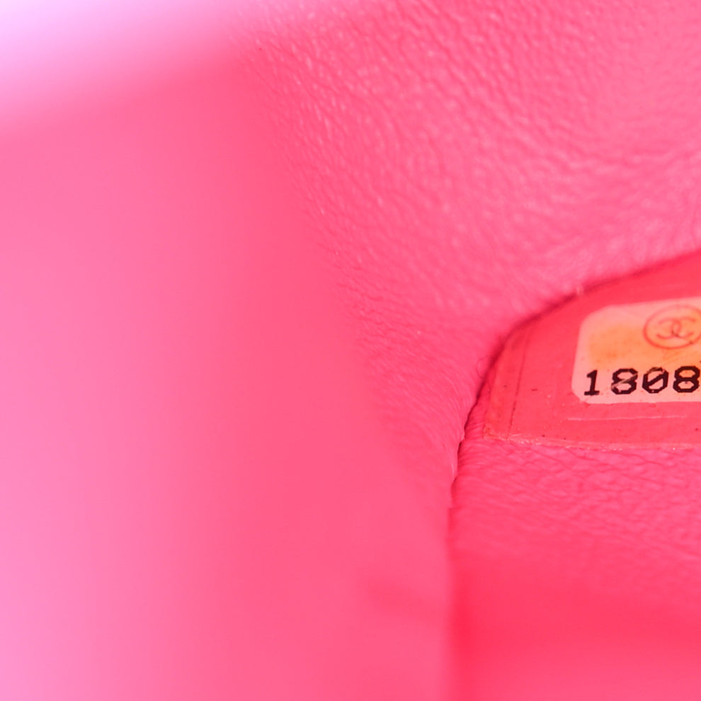 Chanel Iridescent Caviar Quilted Maxi Double Flap Hot Pink 1783450 ...