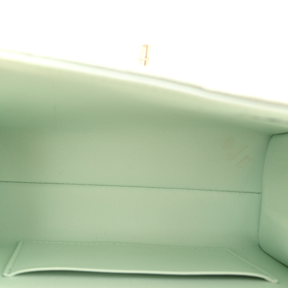 Chanel Caviar Quilted Retro Twist Top Handle Clutch Light Green 1780492 ...