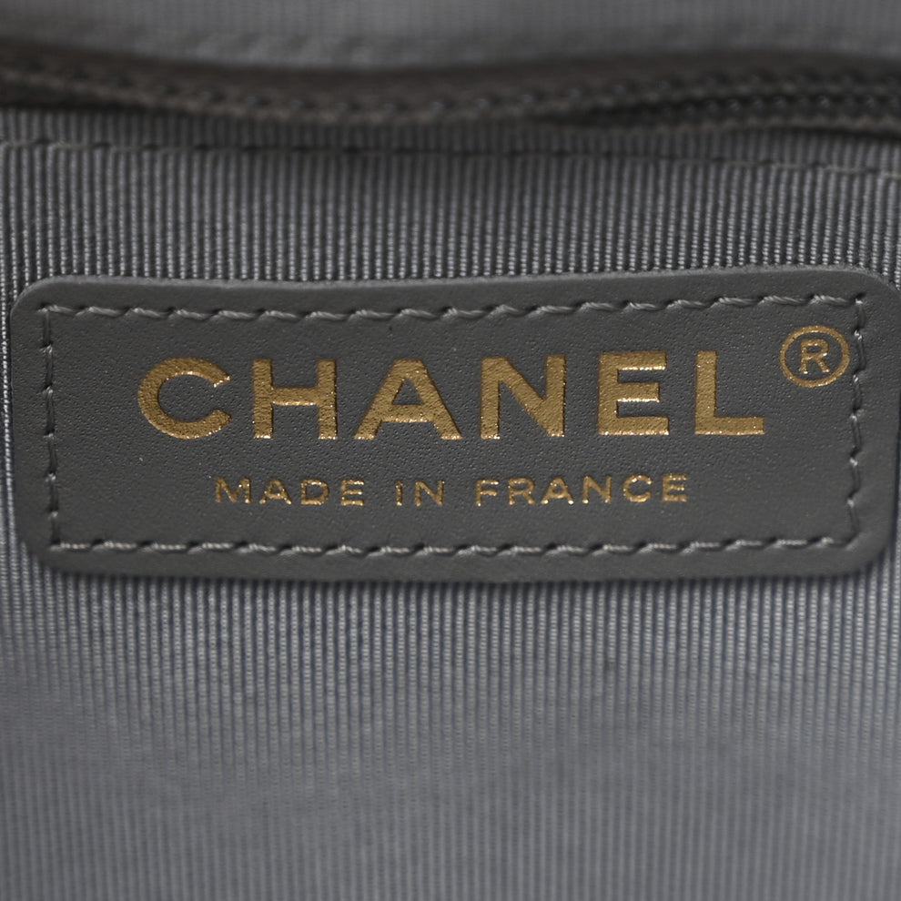 Chanel Iridescent Caviar Flat Quilted Small Coco Tassel Camera Case ...