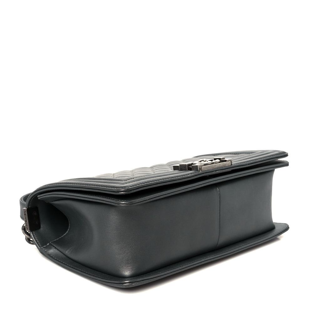 Chanel Metallic Calfskin Quilted Medium Boy Flap Dark Silver 1794657 ...