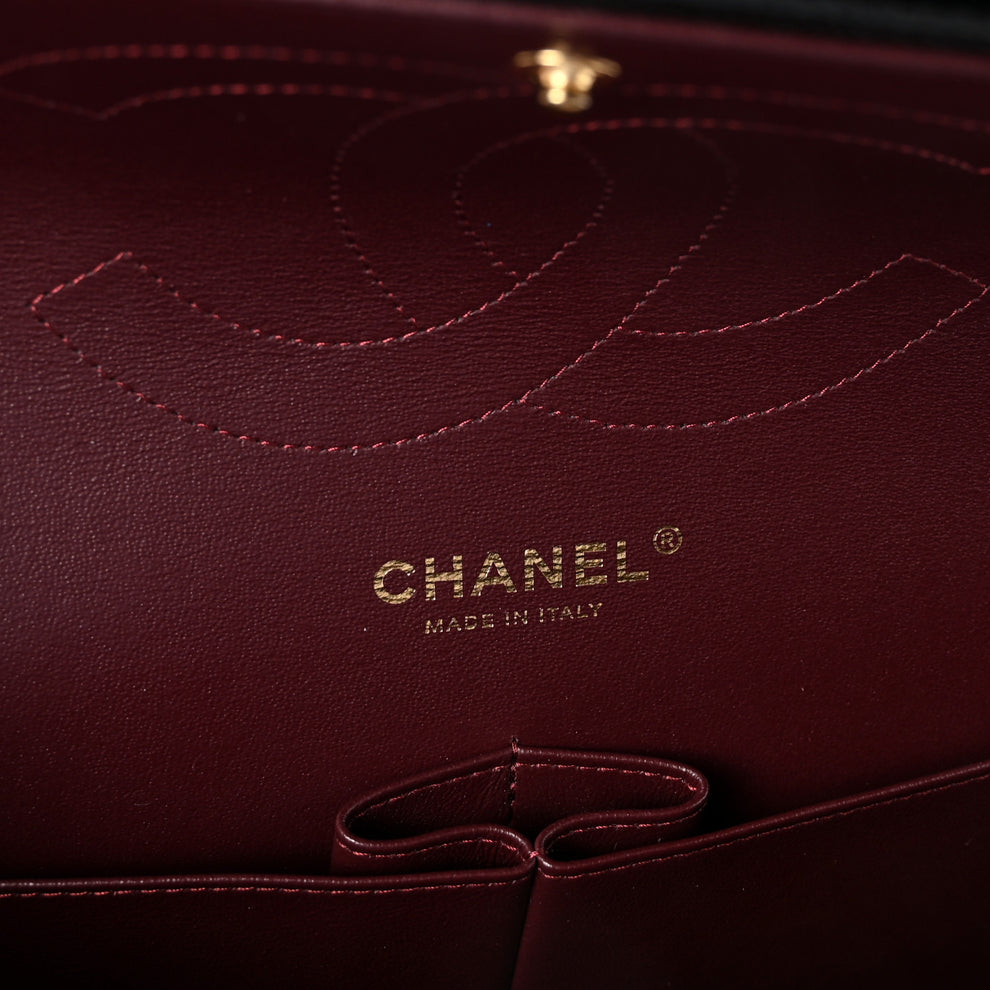 Chanel Caviar Quilted Jumbo Double Flap Black 1793298 – FASHIONPHILE