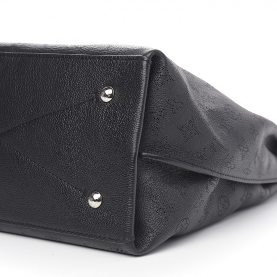 Louis Vuitton Carmel Hobo Shoulder Bags For Men | semashow.com Louis Vuitton Carmel Hobo Shoulder Bags For Men | semashow.com